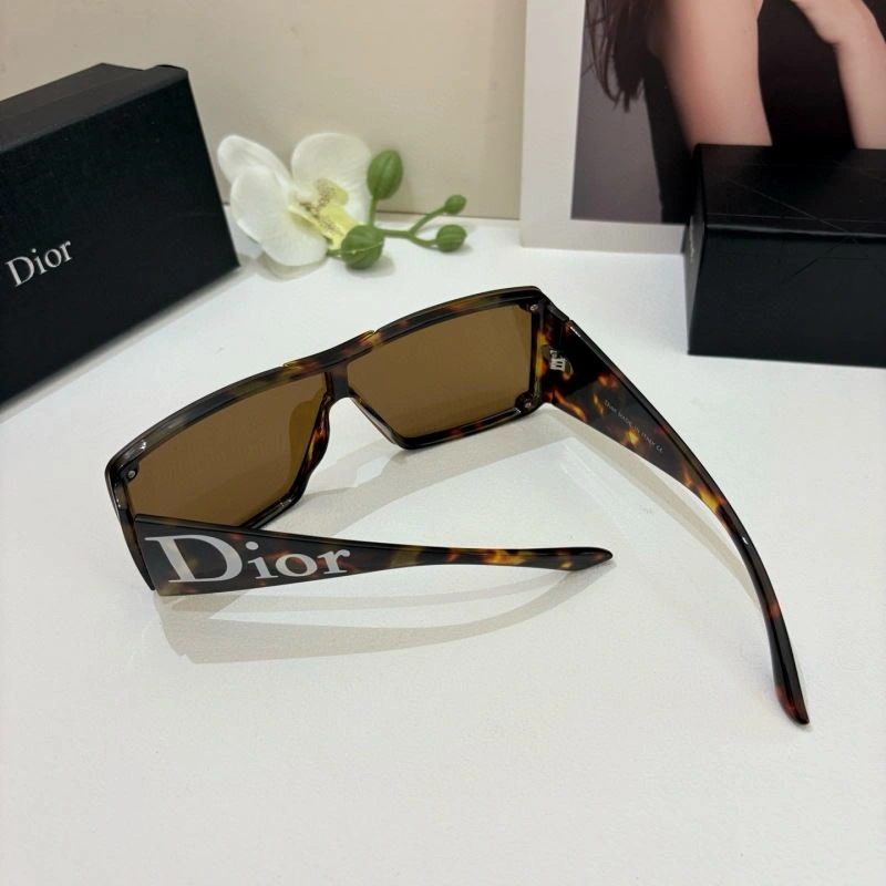 Exact replica Christian Dior Sunglasses