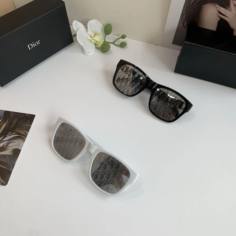 Exact replica Christian Dior Sunglasses