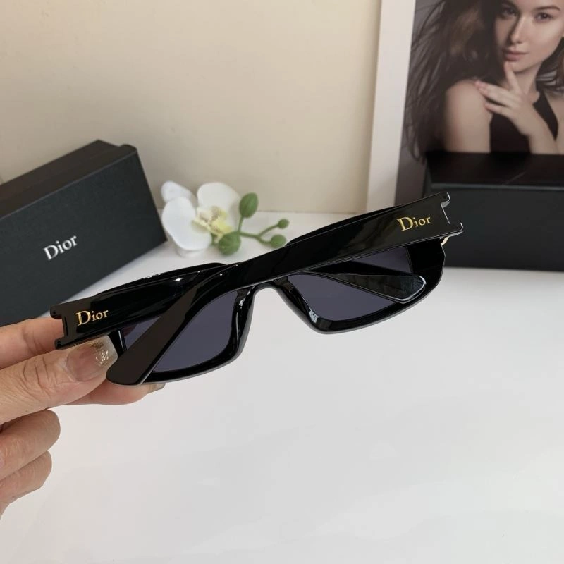 High fidelity Christian Dior Sunglasses
