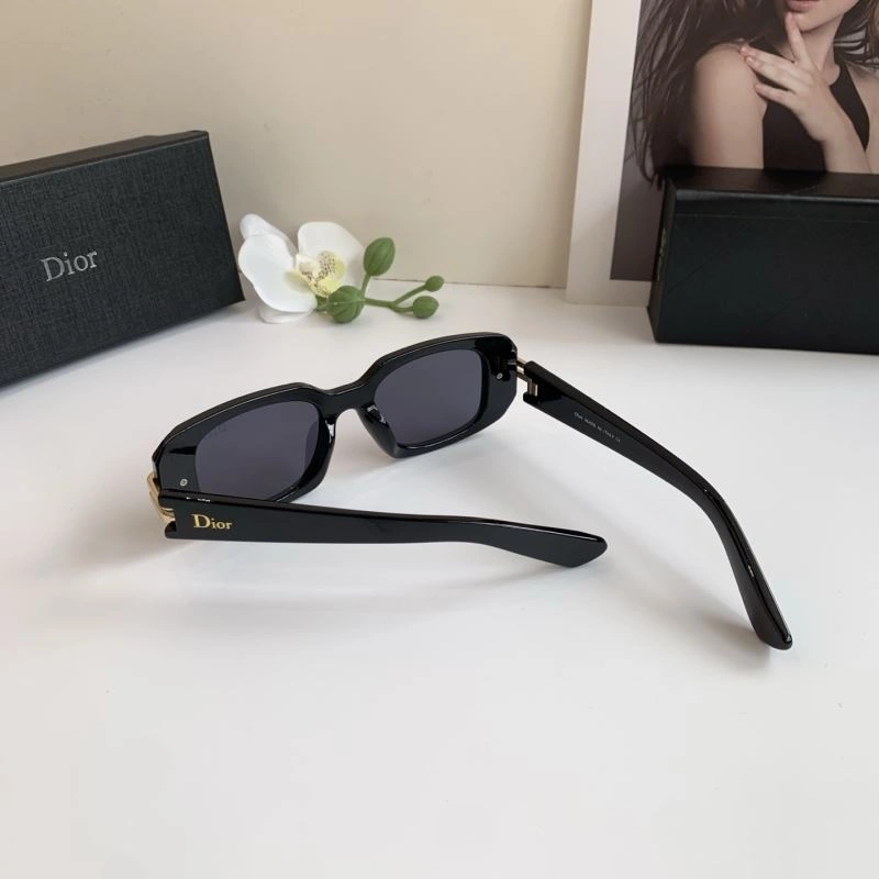 High fidelity Christian Dior Sunglasses