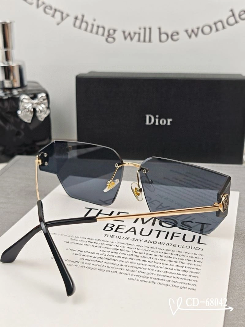 Reasonably priced Christian Dior Sunglasses