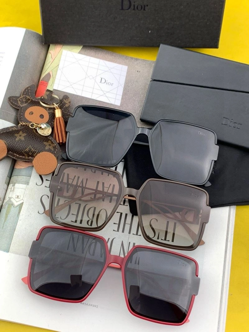 Low-cost Christian Dior Sunglasses