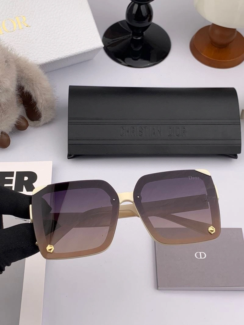Precise copy Christian Dior Sunglasses