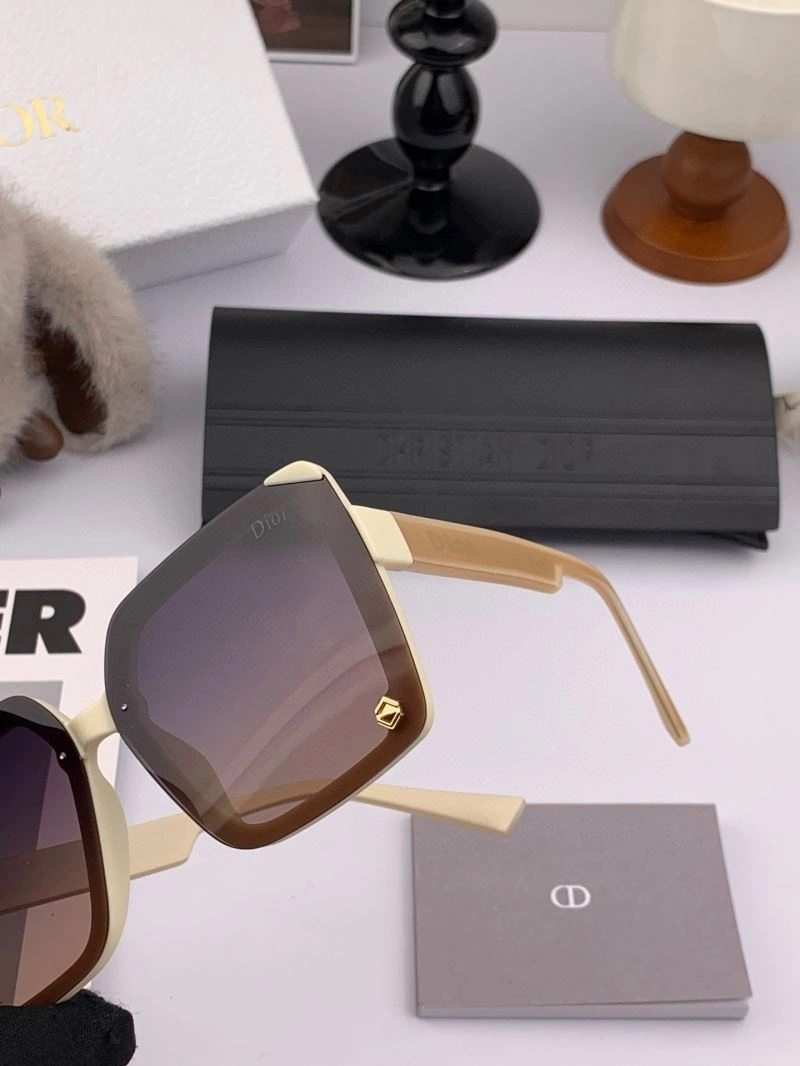 Precise copy Christian Dior Sunglasses