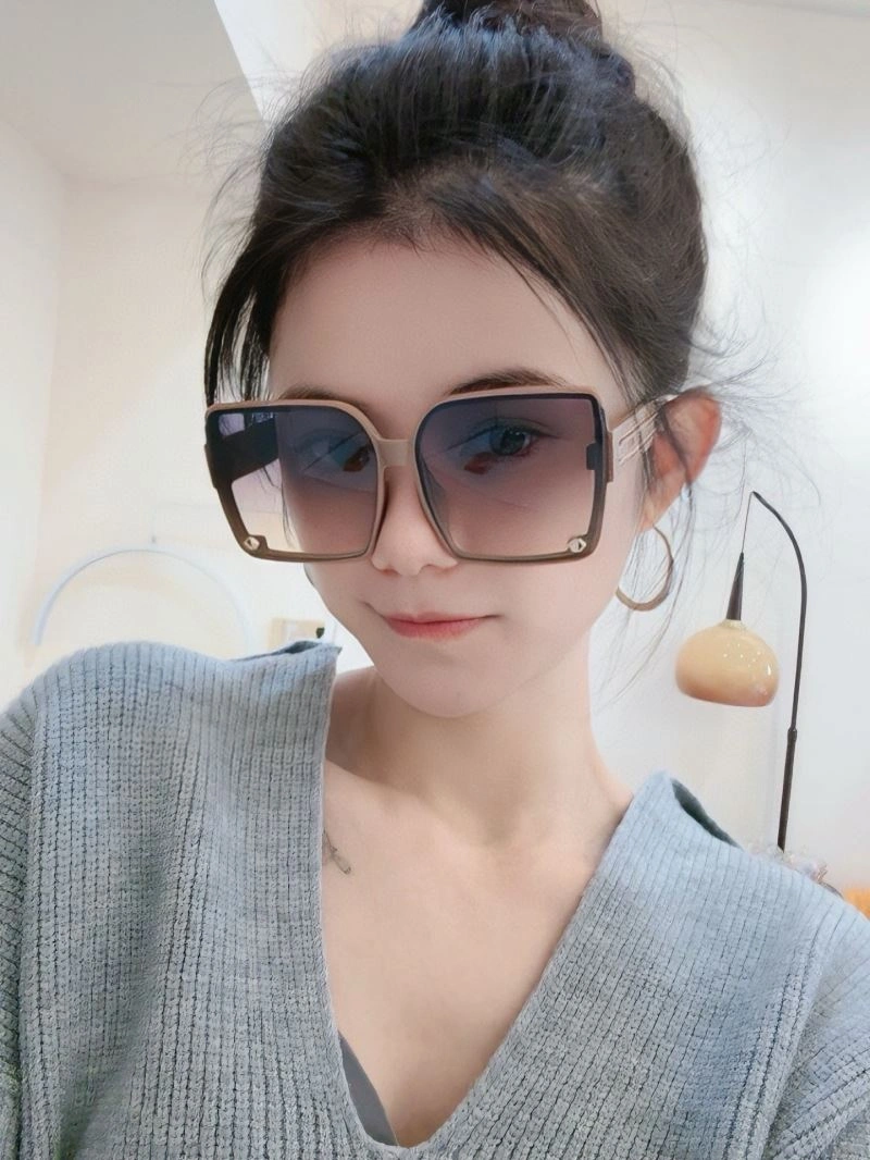Reasonably priced Christian Dior Sunglasses