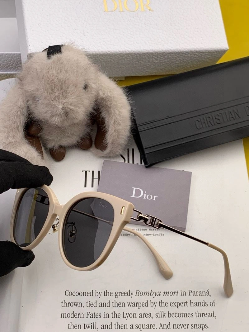 Exact replica Christian Dior Sunglasses