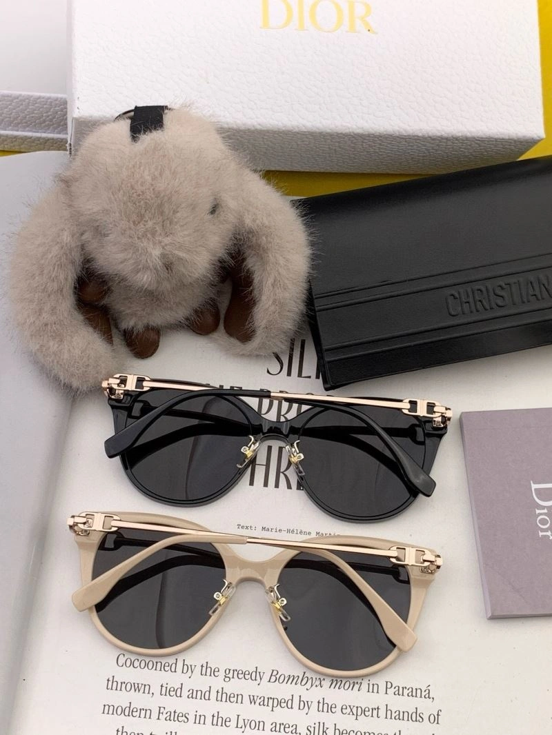 Exact replica Christian Dior Sunglasses