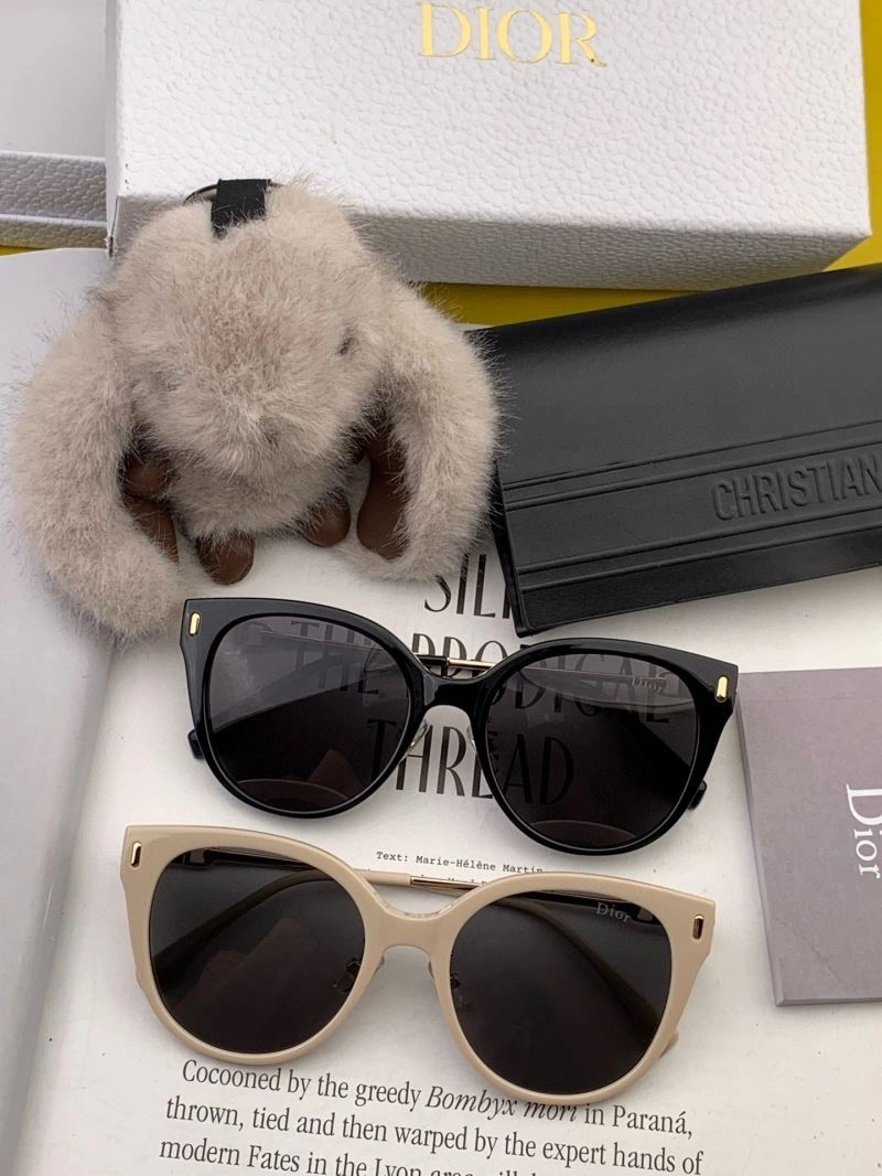 Exact replica Christian Dior Sunglasses