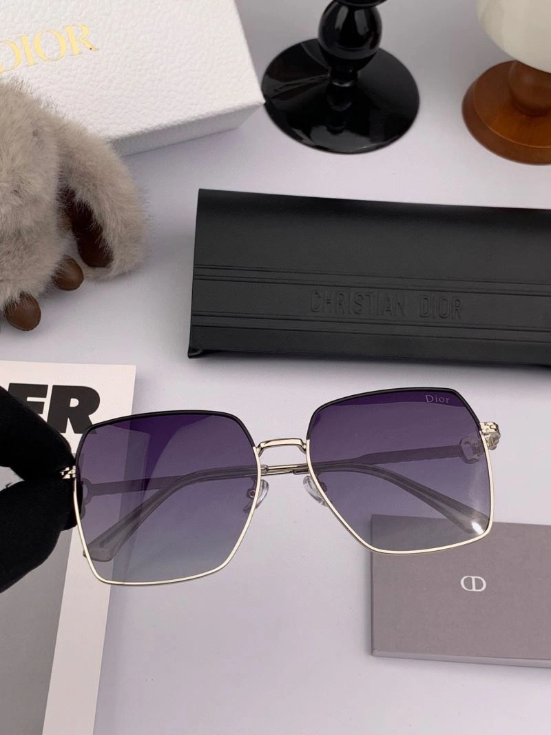 High fidelity Christian Dior Sunglasses