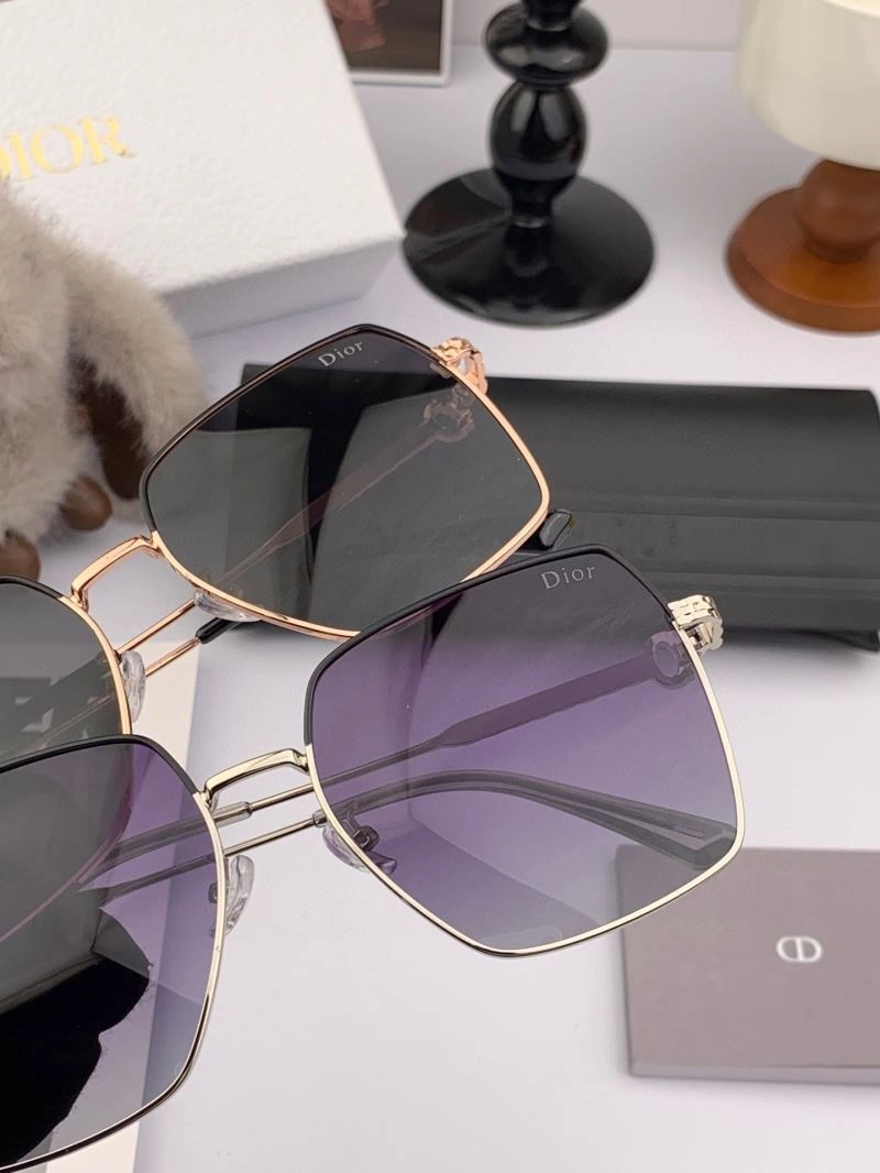High fidelity Christian Dior Sunglasses