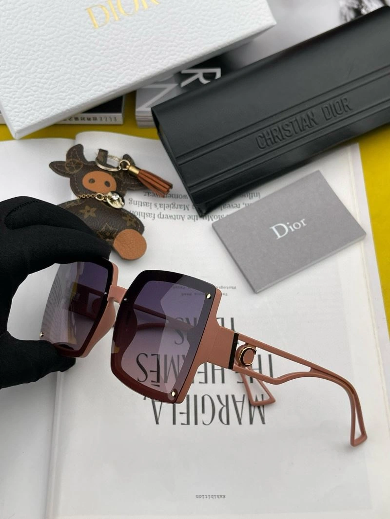 Exact replica Christian Dior Sunglasses
