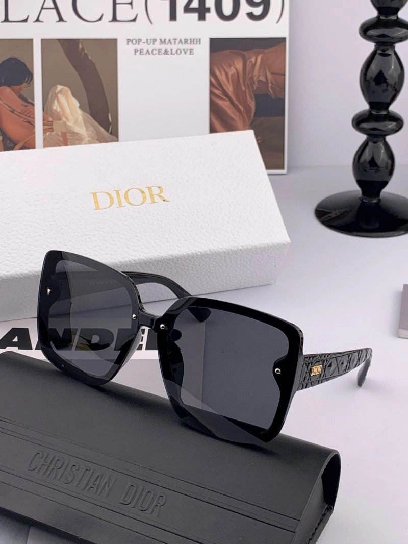 Mirror quality Christian Dior Sunglasses