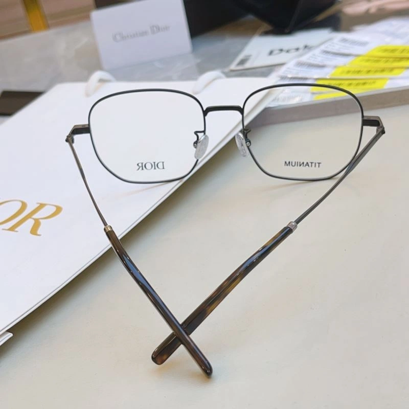 Reasonably priced Christian Dior Sunglasses