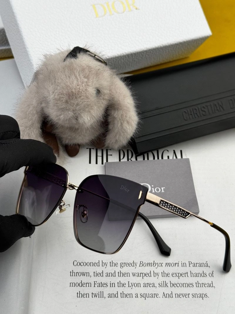 High fidelity Christian Dior Sunglasses