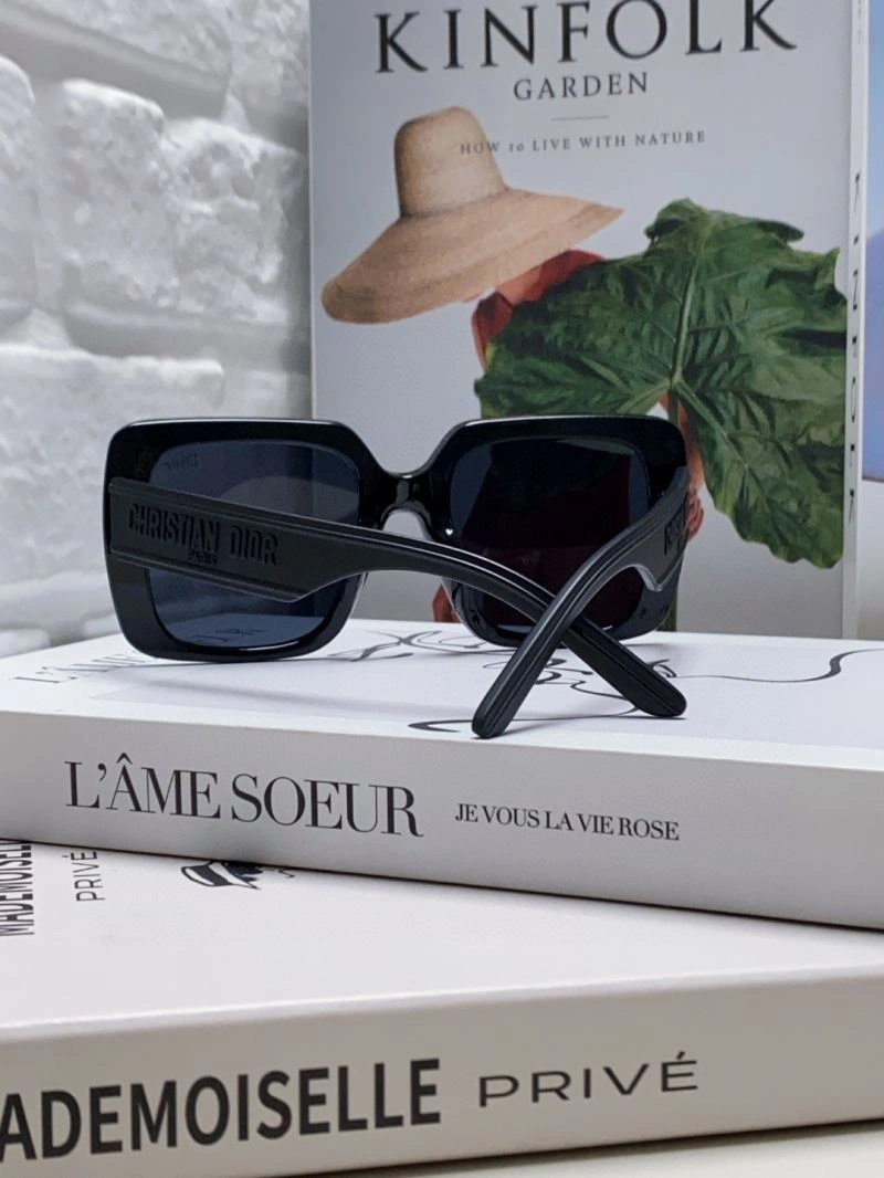 Cut-rate Christian Dior Sunglasses
