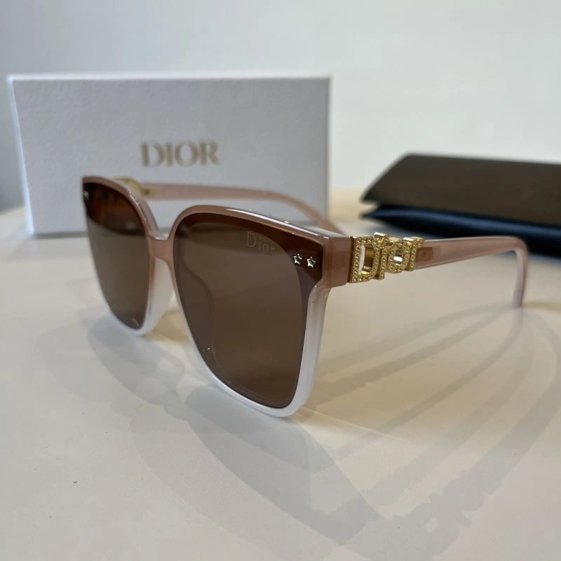 Exact replica Christian Dior Sunglasses