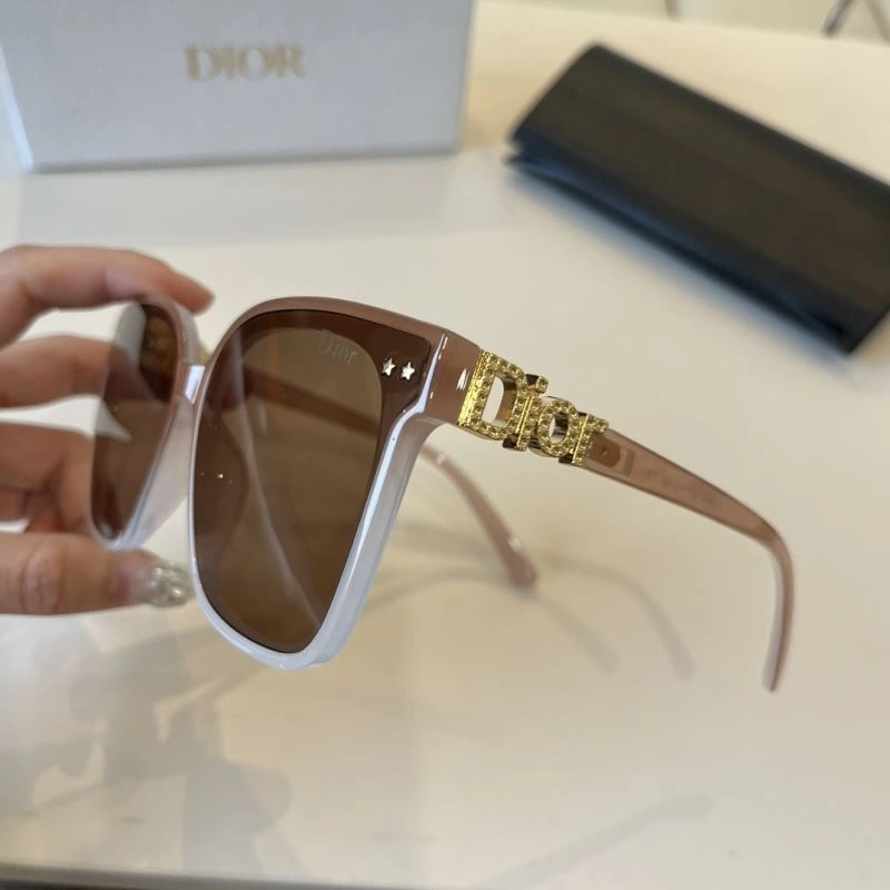 Exact replica Christian Dior Sunglasses