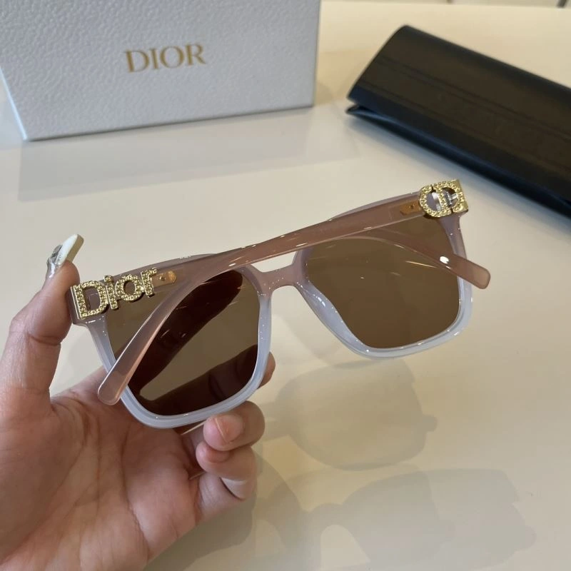 Exact replica Christian Dior Sunglasses