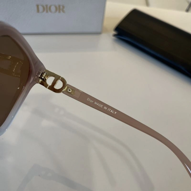 Exact replica Christian Dior Sunglasses
