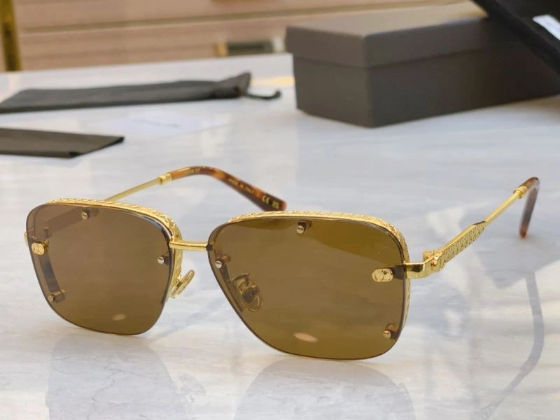 Low-cost Christian Dior Sunglasses