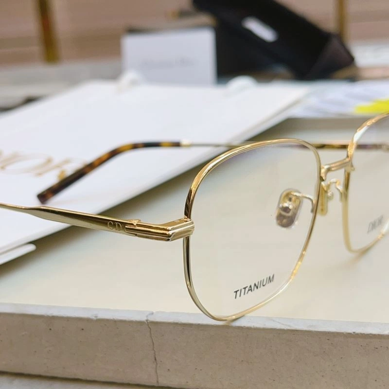 Top mirror Christian Dior Sunglasses