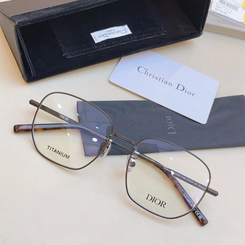 Cut-rate Christian Dior Sunglasses
