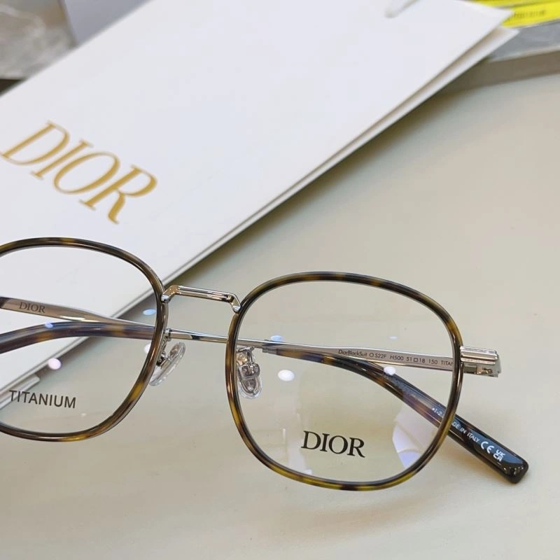 Indistinguishable Christian Dior Sunglasses