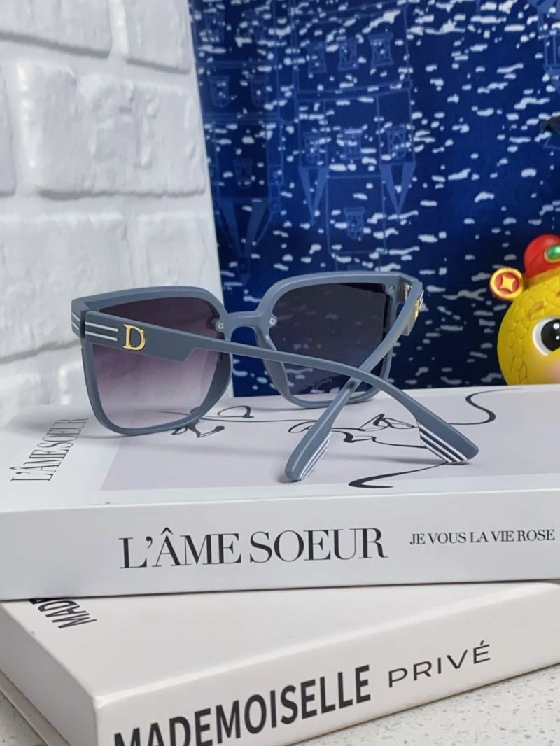 Low-cost Christian Dior Sunglasses