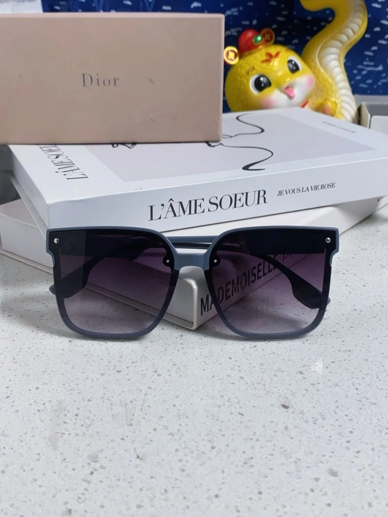 Low-cost Christian Dior Sunglasses