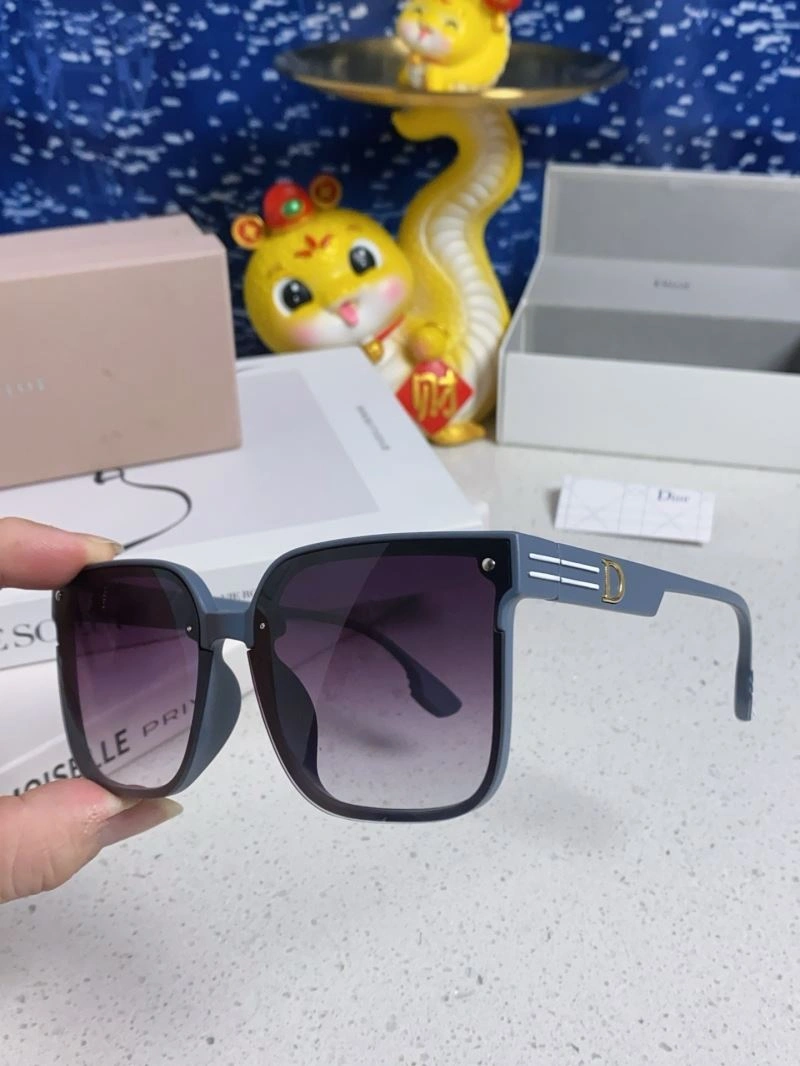 Low-cost Christian Dior Sunglasses
