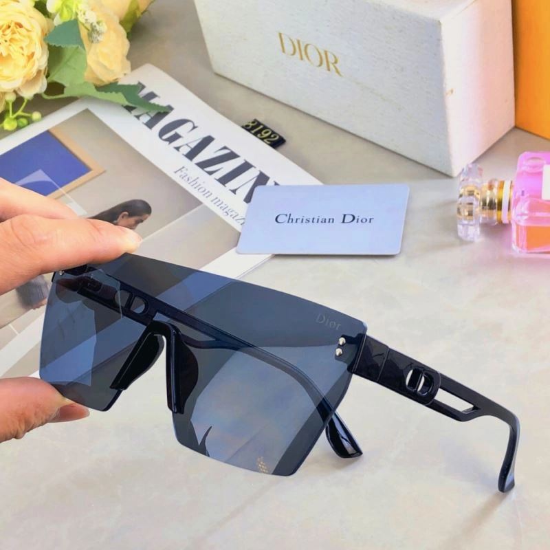 High fidelity Christian Dior Sunglasses