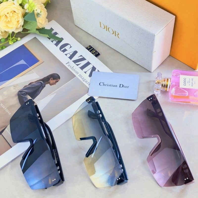 High fidelity Christian Dior Sunglasses