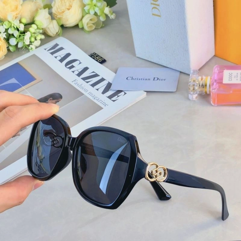Top mirror Christian Dior Sunglasses