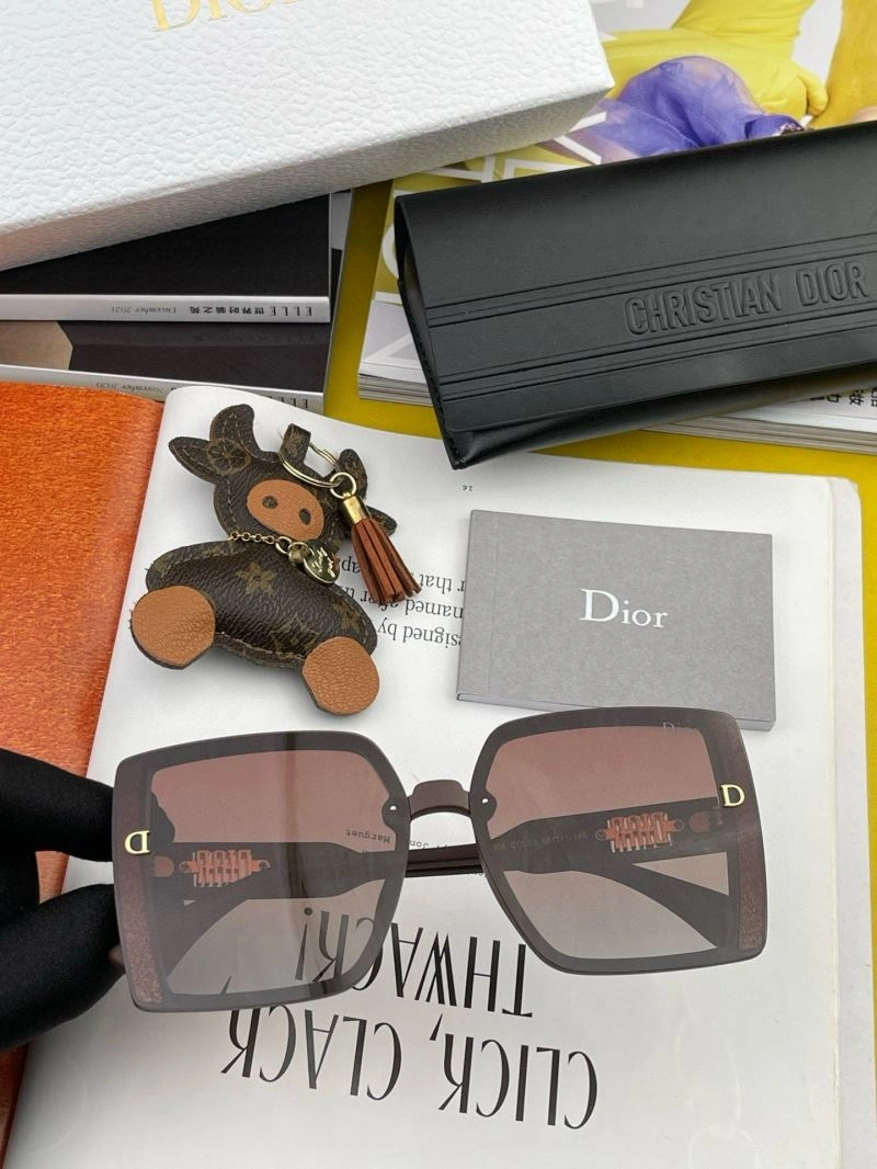 Mirror quality Christian Dior Sunglasses