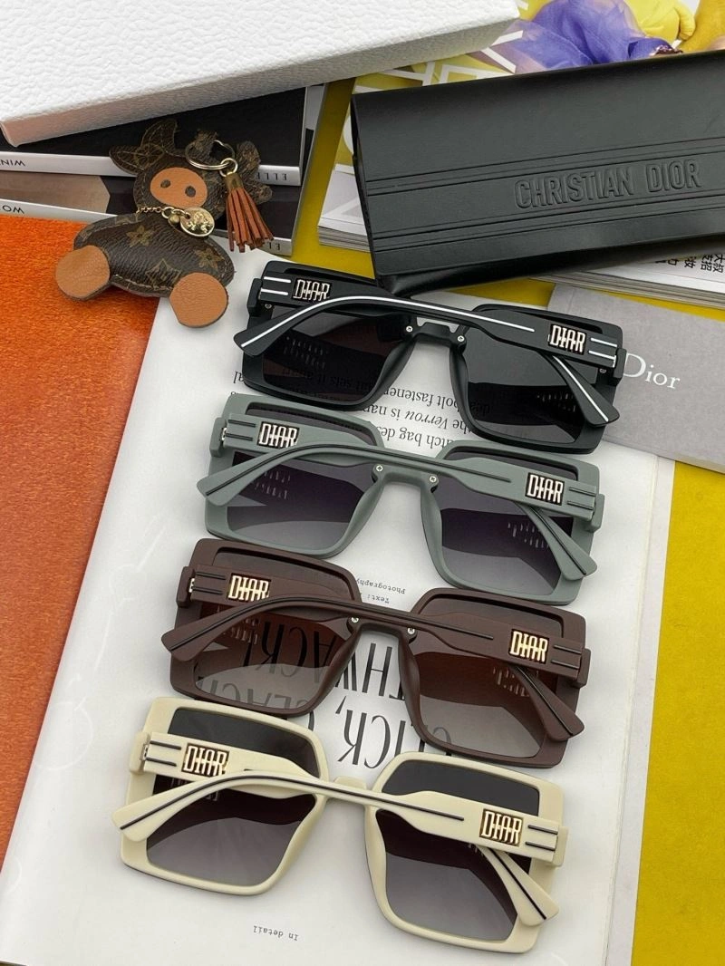 Mirror quality Christian Dior Sunglasses