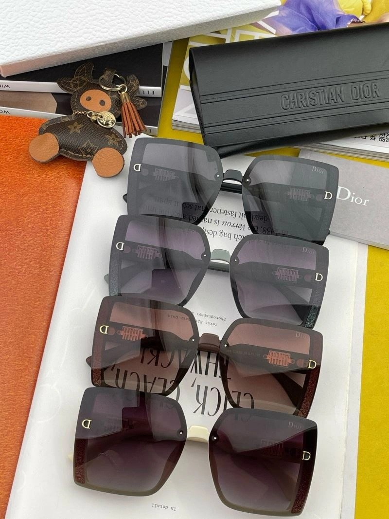 Mirror quality Christian Dior Sunglasses