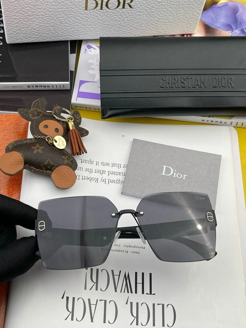 Legit Christian Dior Sunglasses