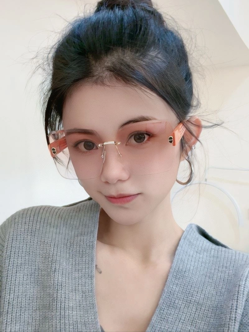 Cut-rate Christian Dior Sunglasses