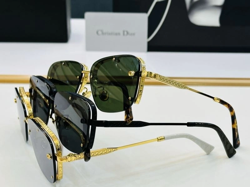 Indistinguishable Christian Dior Sunglasses