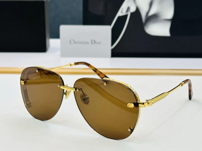 Top match Christian Dior Sunglasses