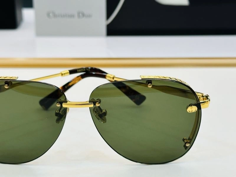 Top match Christian Dior Sunglasses