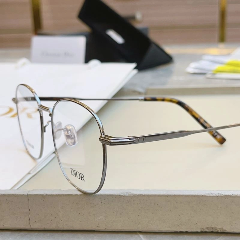 Exact replica Christian Dior Sunglasses