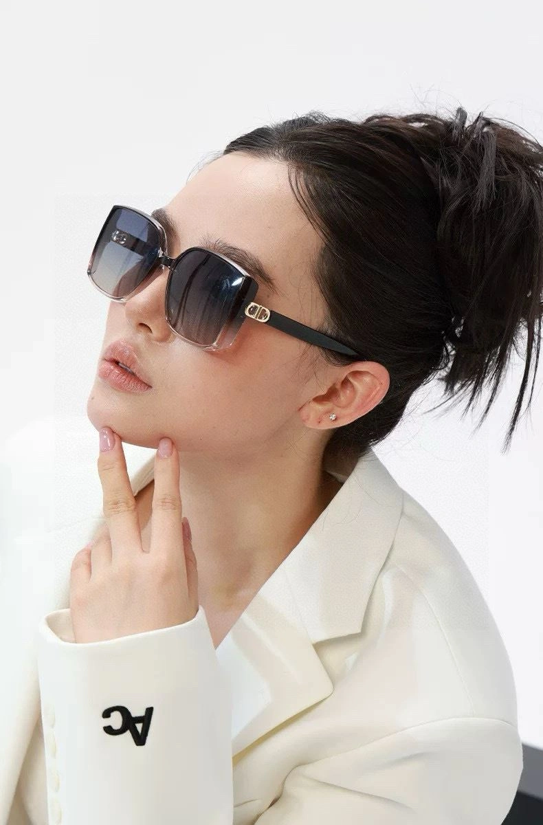 Exact replica Christian Dior Sunglasses