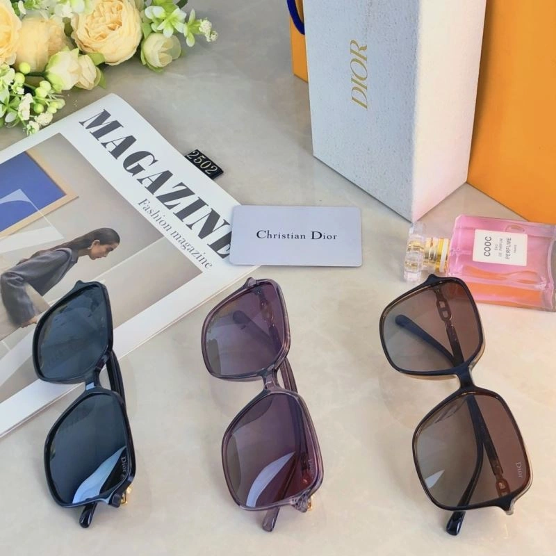 Mirror quality Christian Dior Sunglasses