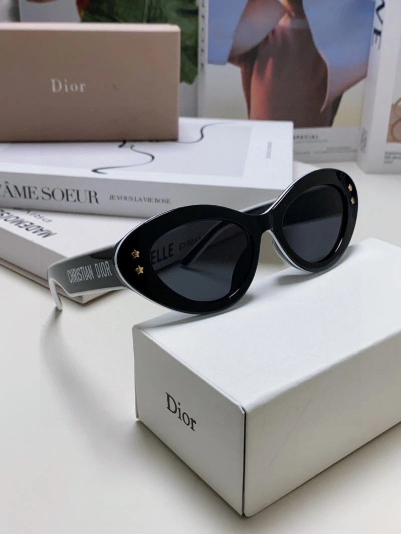 Low-cost Christian Dior Sunglasses