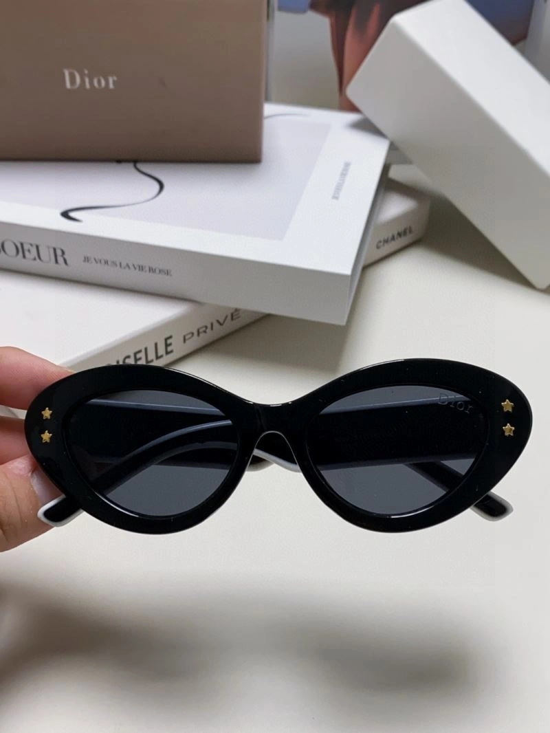 Low-cost Christian Dior Sunglasses