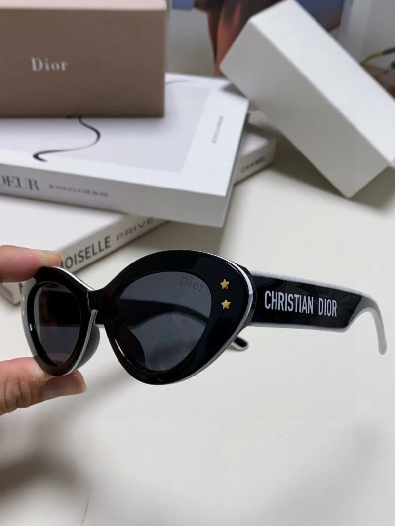 Low-cost Christian Dior Sunglasses