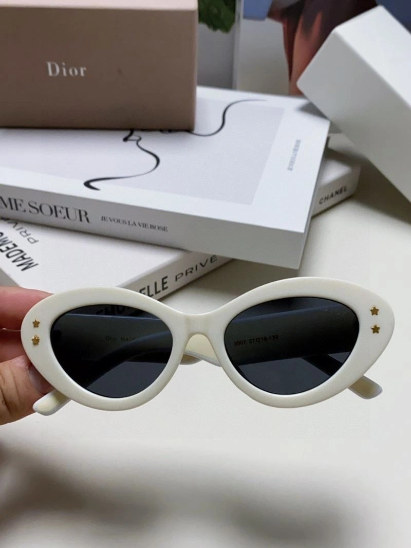 Exact replica Christian Dior Sunglasses