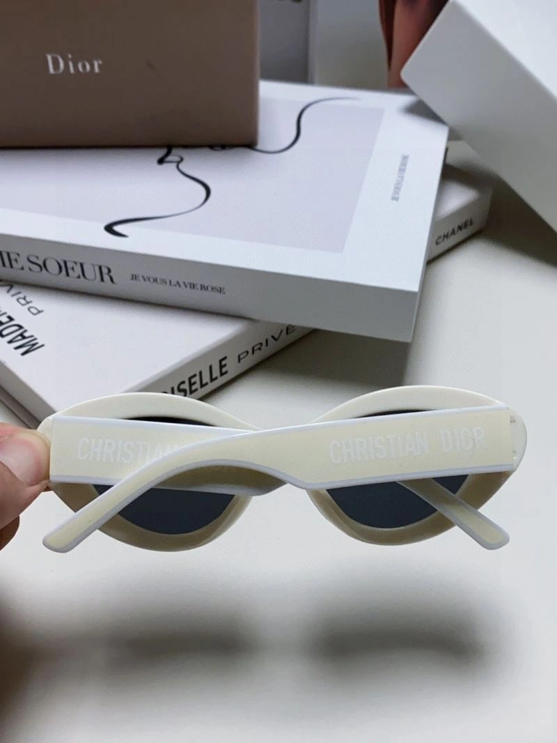 Exact replica Christian Dior Sunglasses