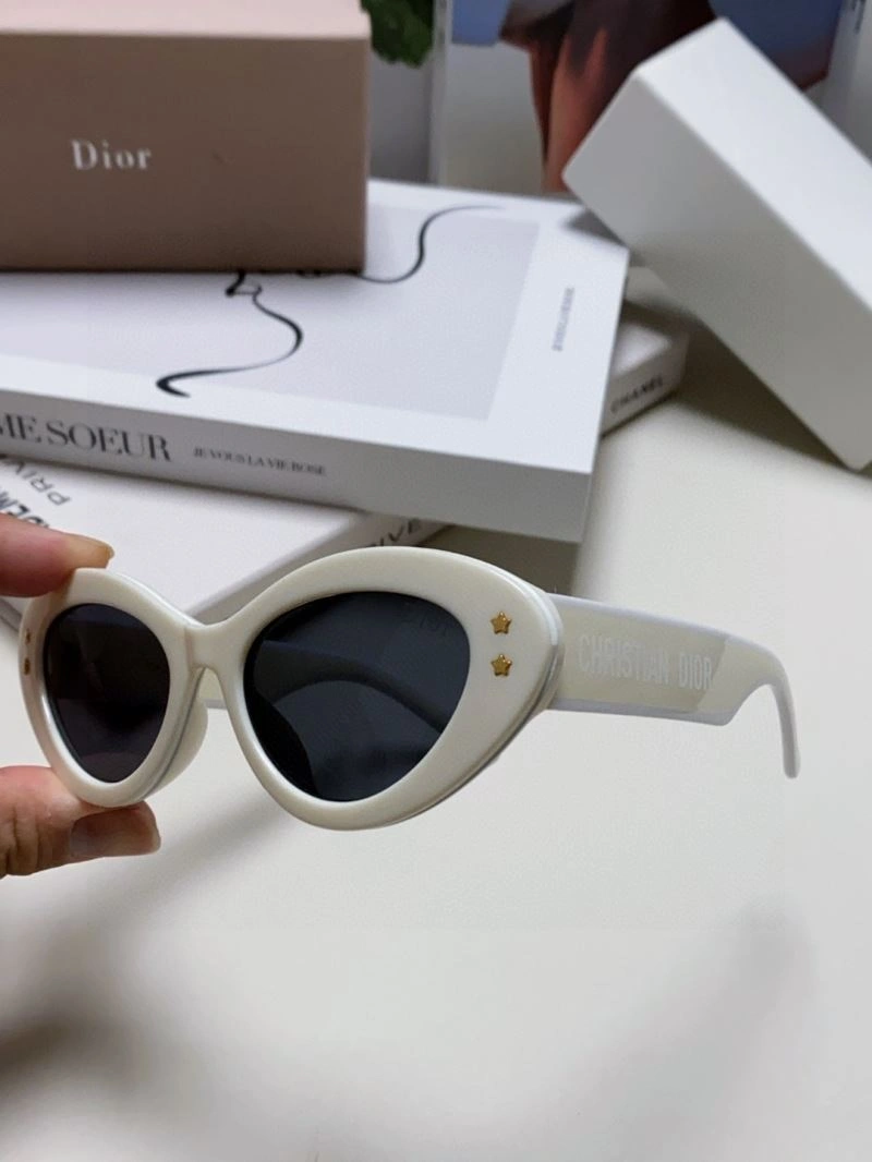 Exact replica Christian Dior Sunglasses